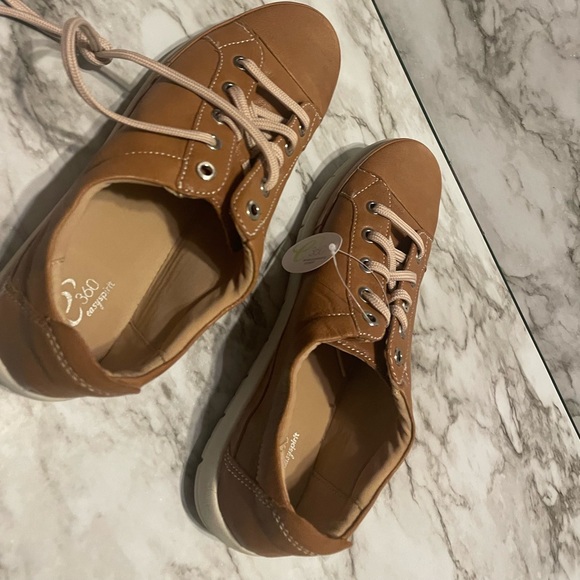 Easy Spirit | Shoes | Womens Easy Spirit 36 Escanisa Tan Lace Up ...